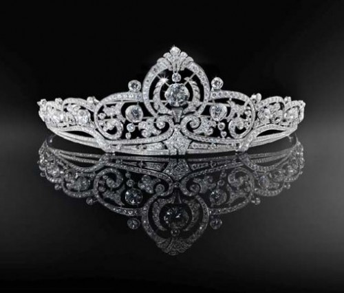 Luxarazzi 101: Belgian Scroll Tiara