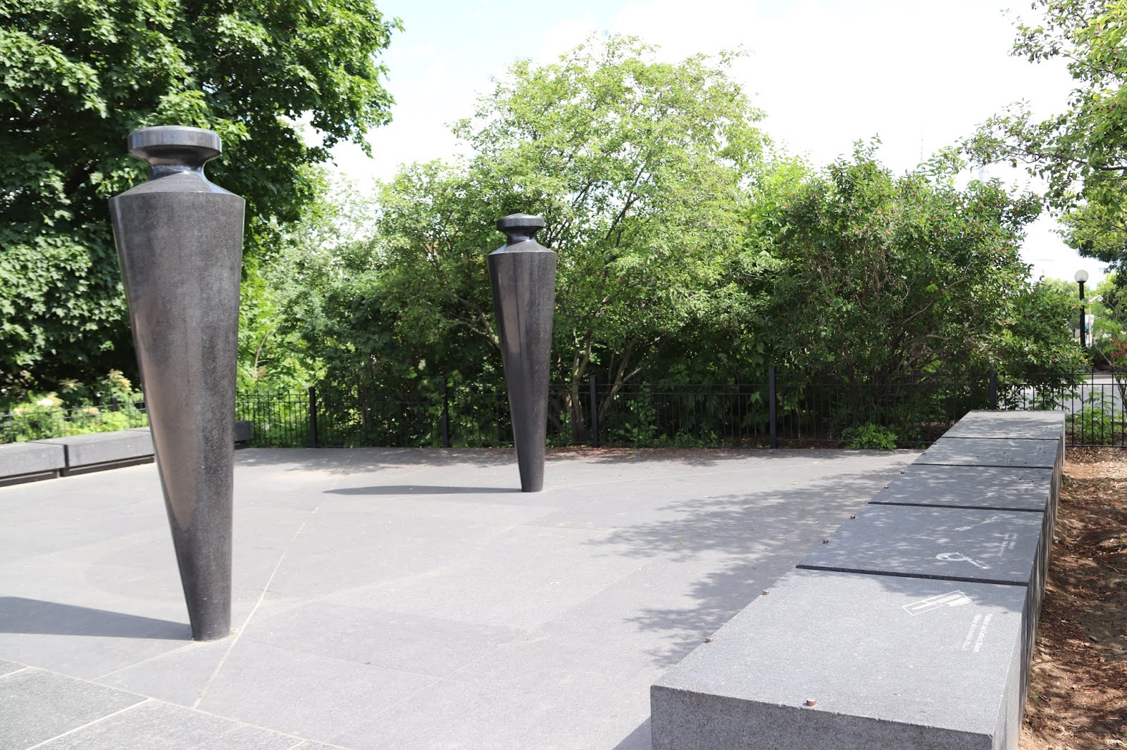 Memorials in Ottawa: Canadian Building Trades Monument