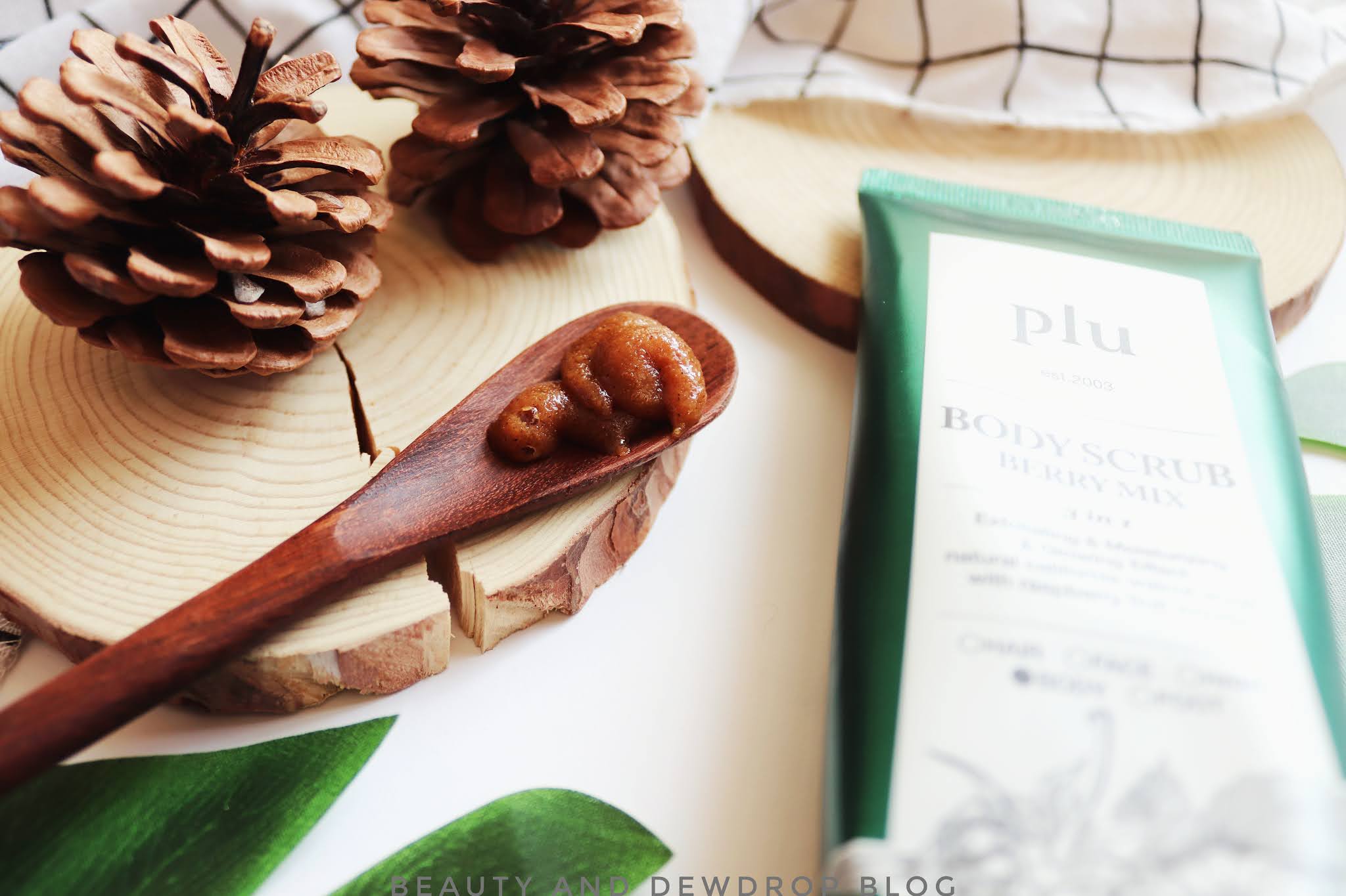 [Review] plu Body Scrub Berry Mix | Beauty & Dewdrop Blog