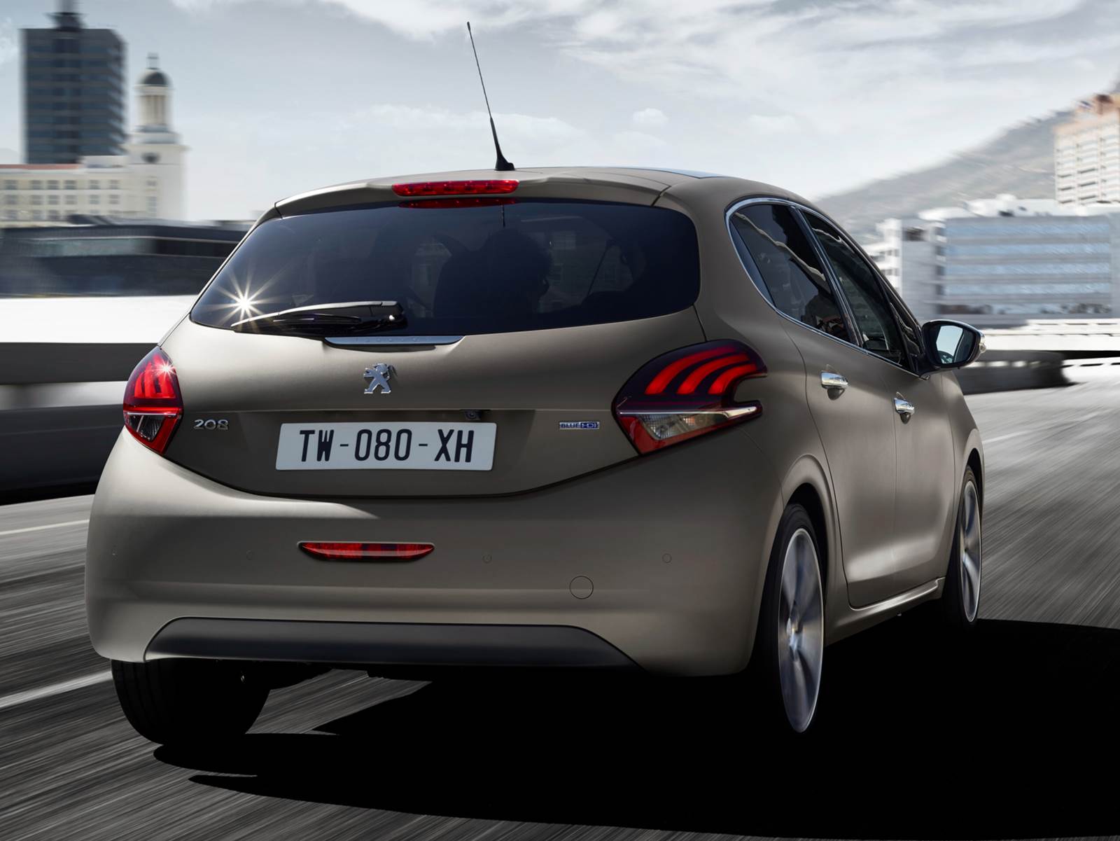 Novo Peugeot 208 2016 tem nova opção de pintura fosca