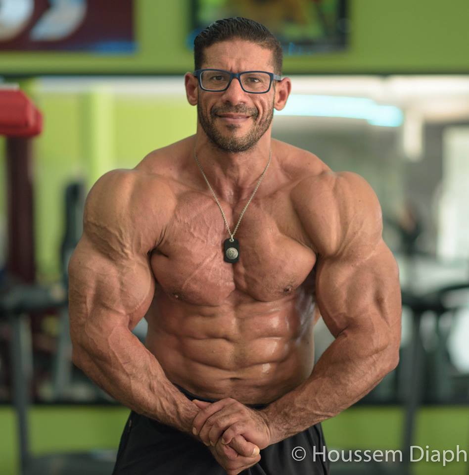Muscle Lover: Tunisian bodybuilder Abdallah Hachani