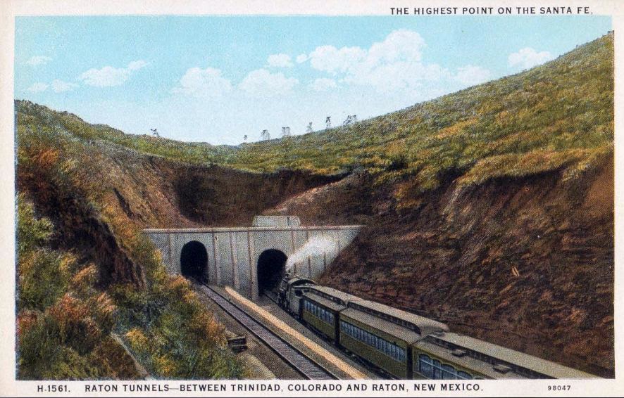 transpress nz: Raton Pass, highest point on the Santa Fe