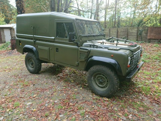 Landrover Defender: Land rover defender 110 wolf TUM Hardtop remus ex ...