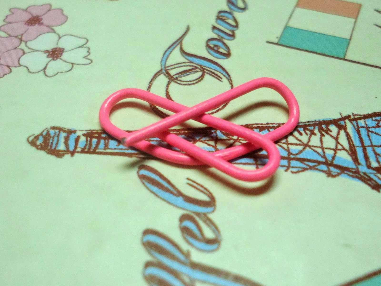 DIY: Clipes em forma de coração! | Make Entre Amigas