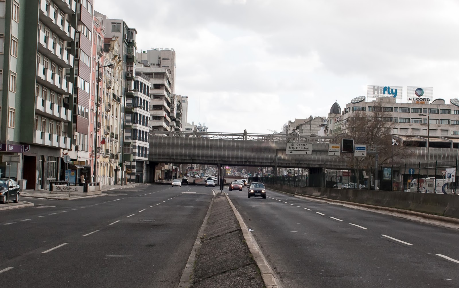 Lisboa - Comparações com outros tempos: Viaduto de Entrecampos