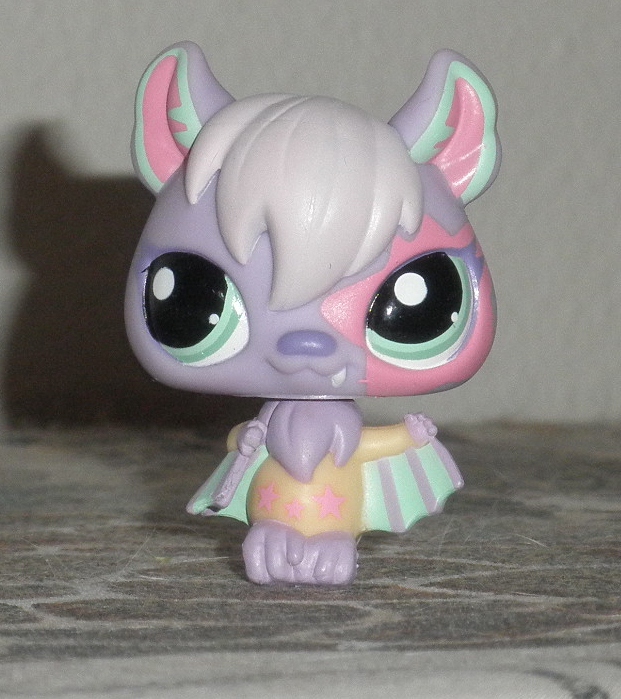 Collectomania: LPS Bats
