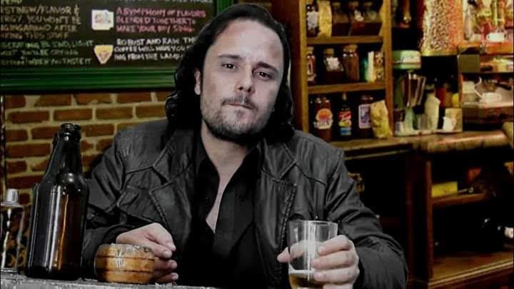 Angelo Santoro: Aos 37 anos está desempenhando três trabalhos ...