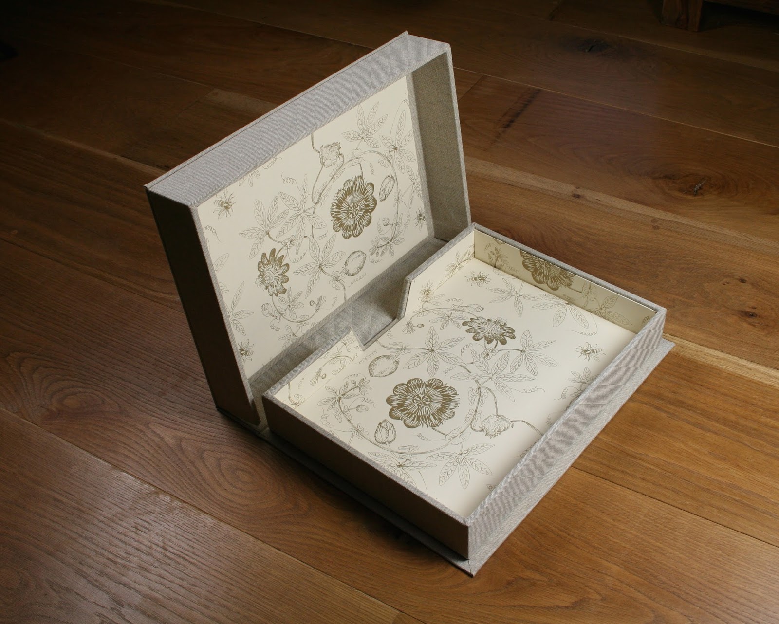 bookbinding - Black Cat Bindery: Print boxes, clamshell boxes ...