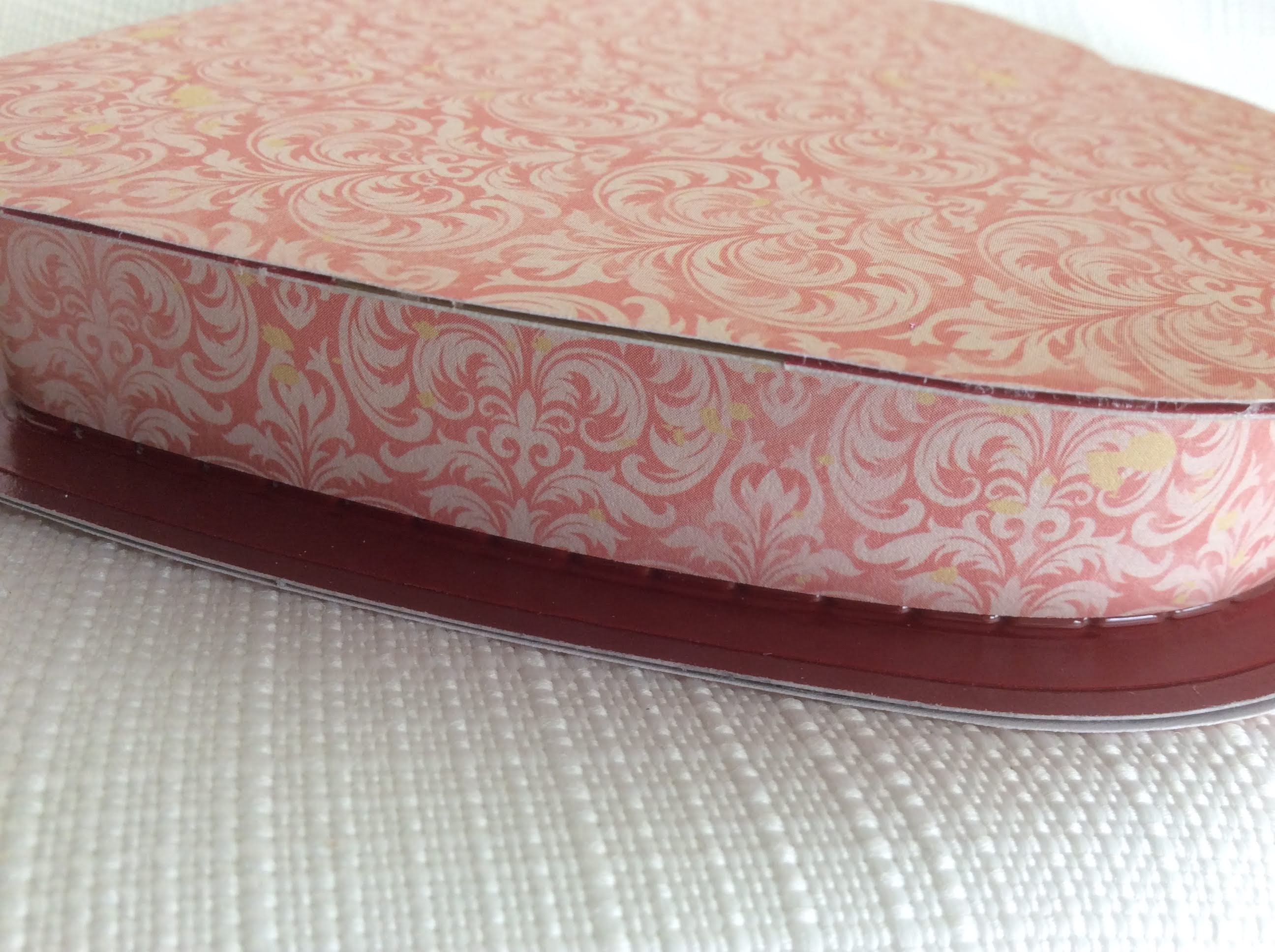 Fresh Vintage by Lisa S: Valentine Vignette and Recycled Heart box