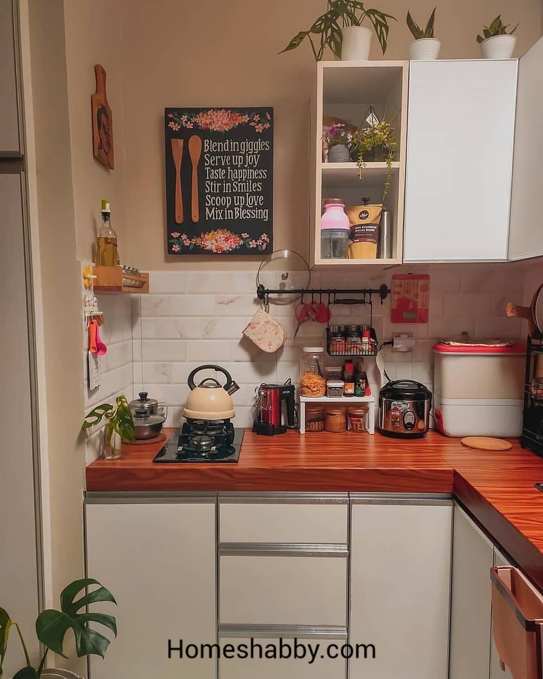 Cukup Menata Ulang Dapur Anda Pasti Rapi, Lihat Contoh Desain Dapur ...