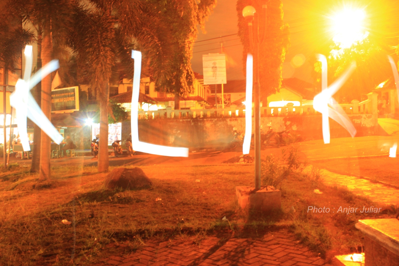Teknik Bulb & Teknik Light Painting ~ Klik! Cileungsi