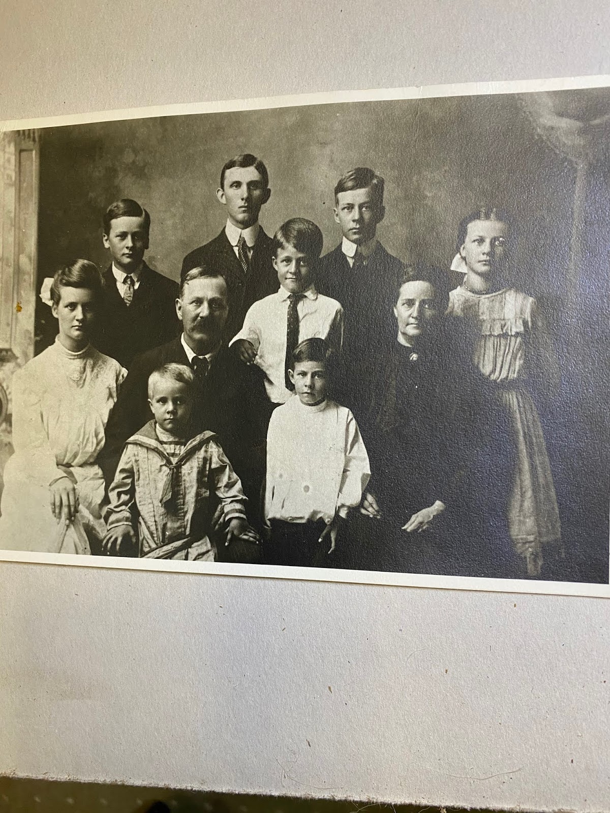 PrunePicker: Edwin John Knowlton Family Bible.