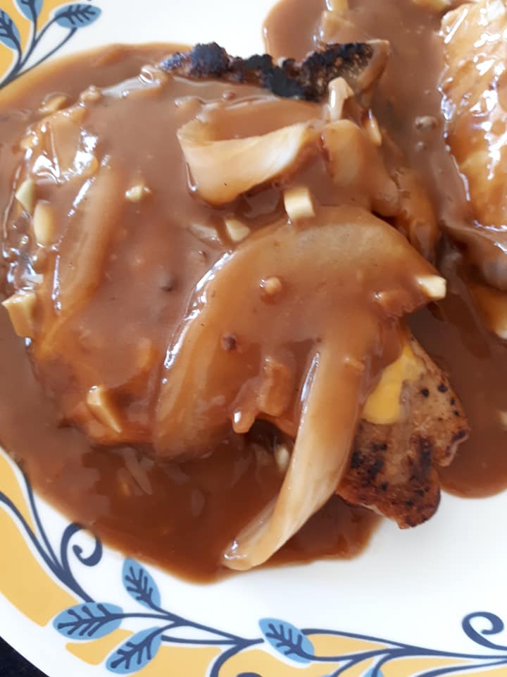 Partageons nos secrets de cuisine : Côtelette de porc à la sauce brune ...