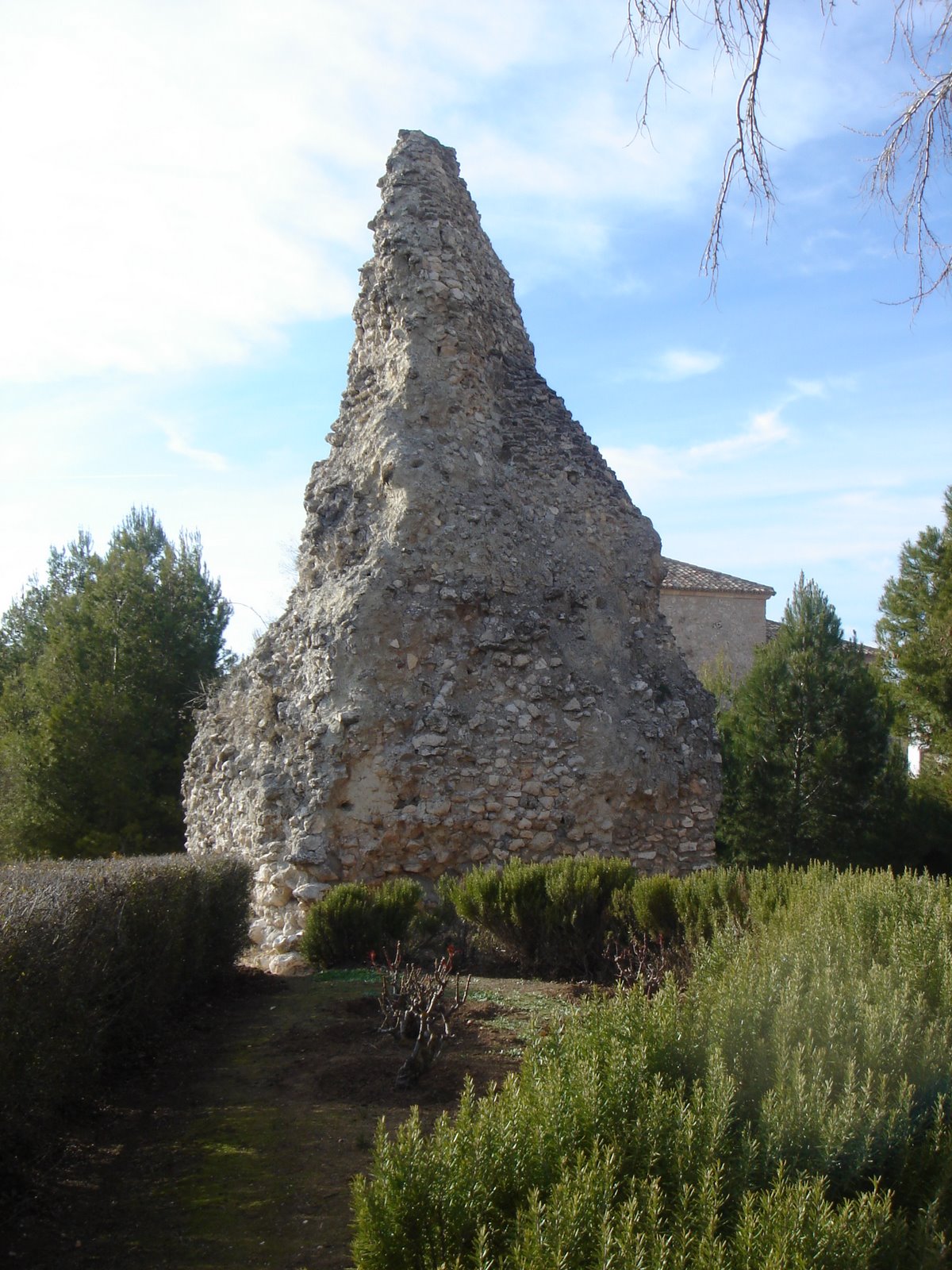 Cuenca cultura y naturaleza: CASTILLO DE MONTALBO