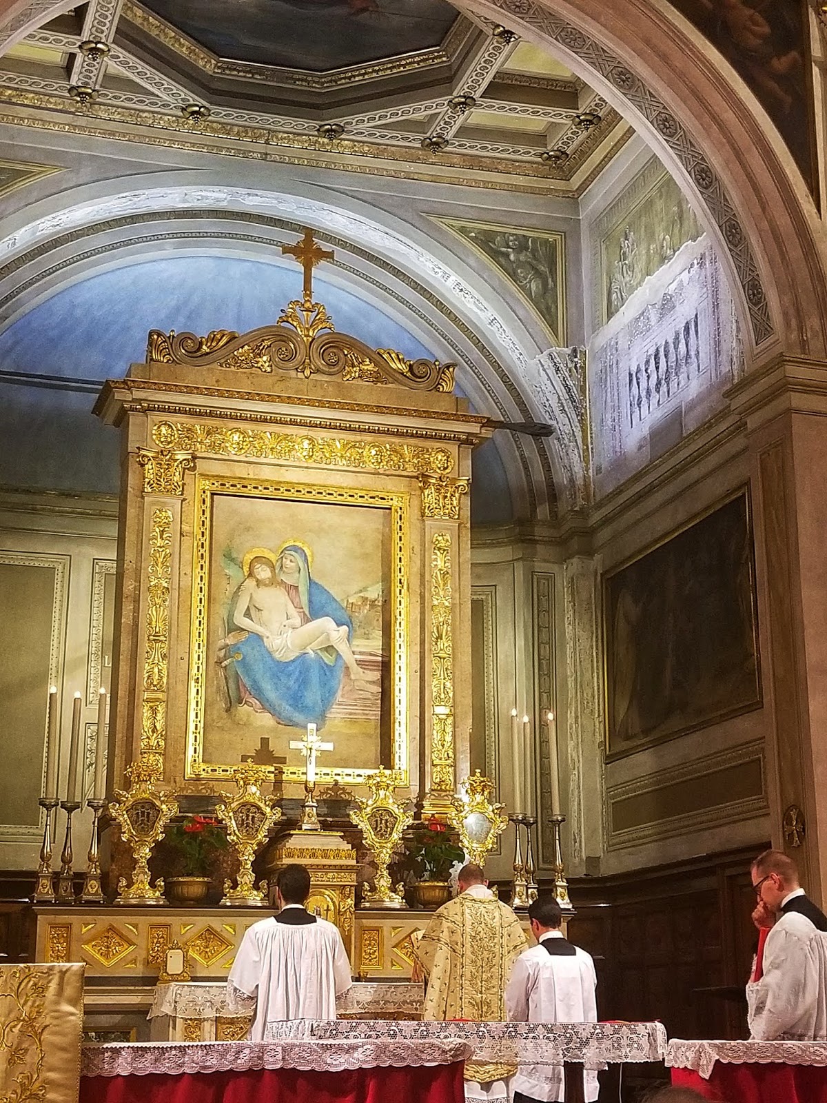A Catholic Life: Traditional Ambrosian Rite vs. Tridentine Mass Differences