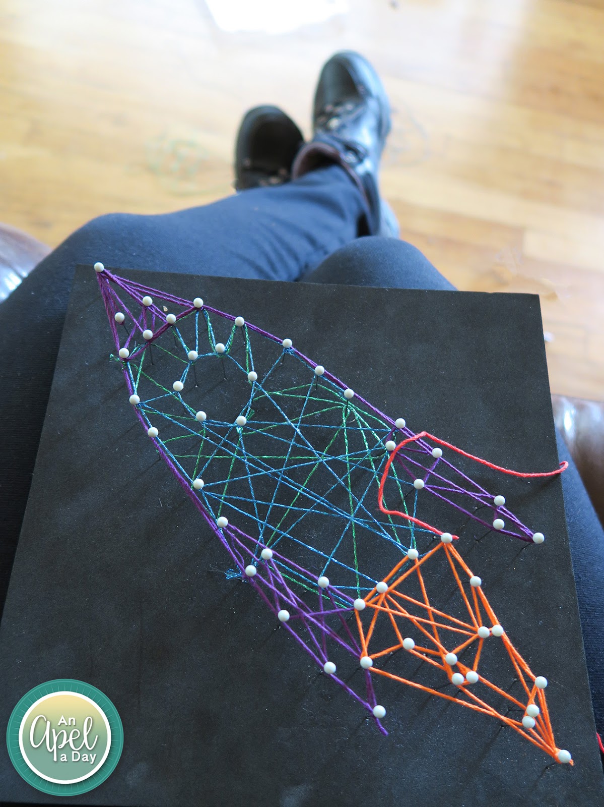 An Apel a Day: Craft-tastic the String Art II Kit Review