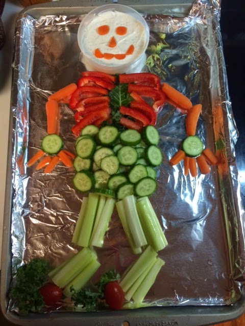 Working Mom Wonders: Skeleton Veggie Tray