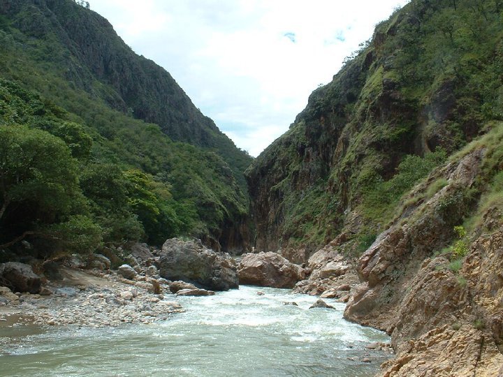 Guía Turística Salvadoreña: RIO LEMPA