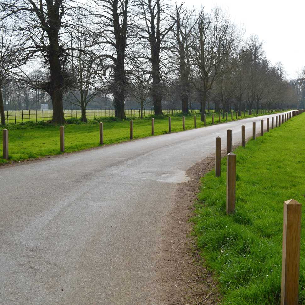Barricade Fabrications: Barricade Timber Bollards 2018