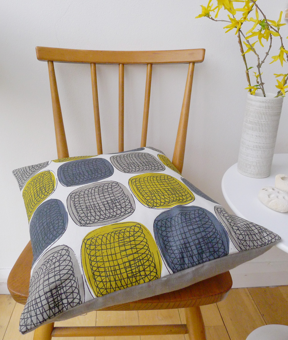 roddy&ginger: spring cushions