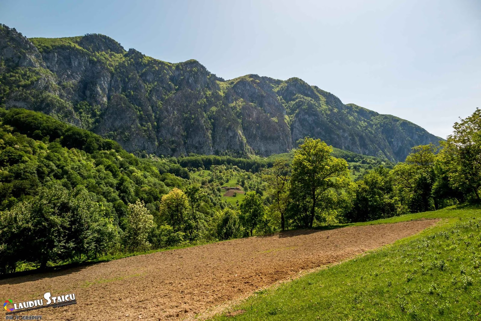 Satul Inelet - Valea Cernei