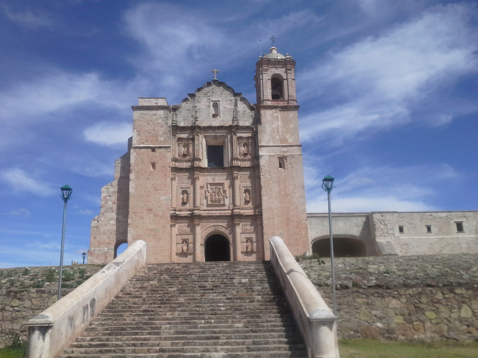 Road of Faith and Art / Camino del Arte Sacro: Santo Domingo Yanhuitlán ...