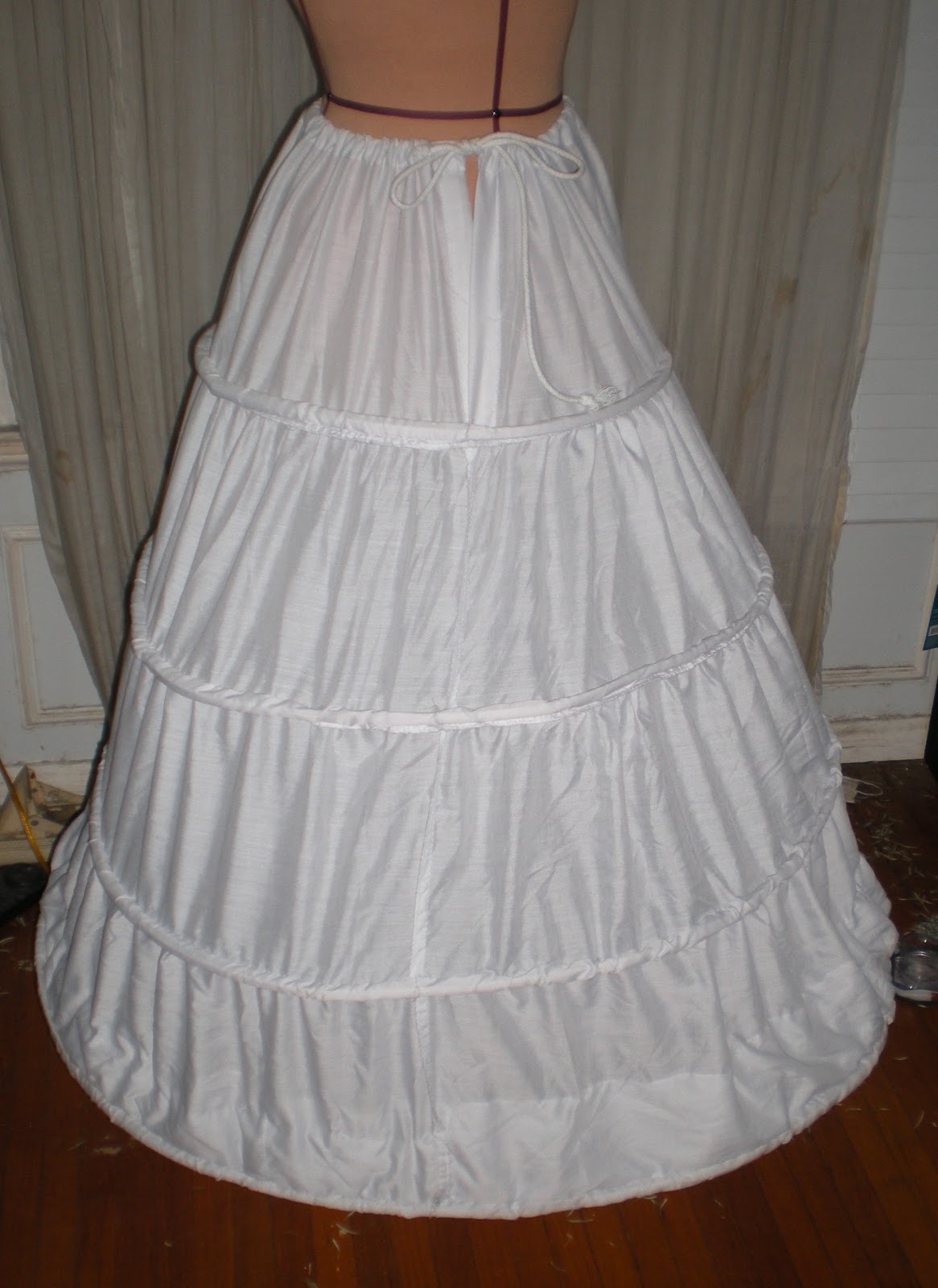 Vintage Sewing: Easy Petticoat