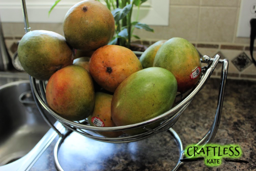 SNAPSHOTS: Mangoes... (4 Photos)