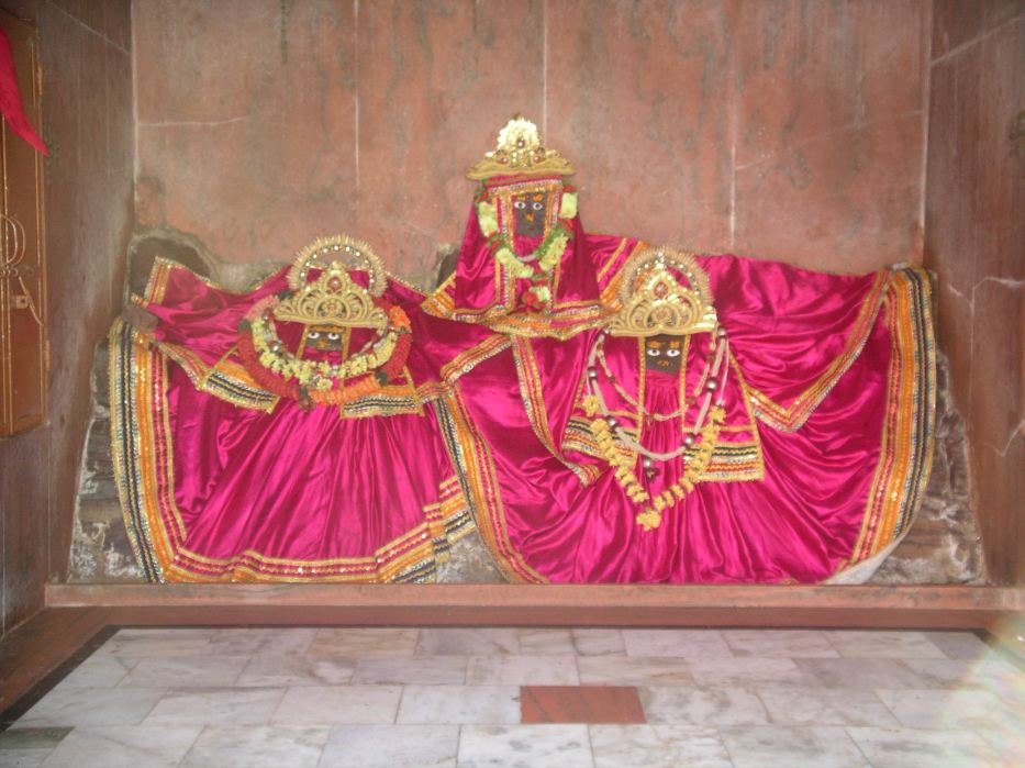 Giriraj Maharaj Govardhan:-:-:: November 2012