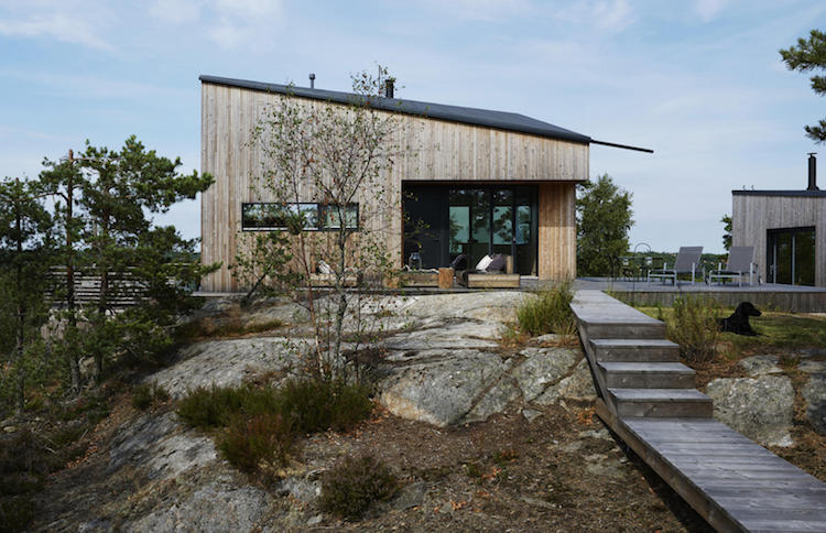 my scandinavian home: A Striking Swedish Cabin On The Island of Ingarö