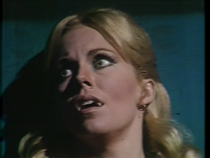 Shadows on the Wall: An Online Dark Shadows Fanzine: Angelique the Vampire