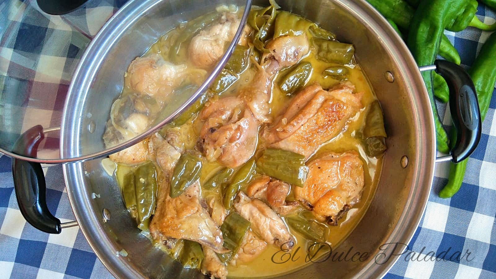Pollo en salsa con pimientos - El dulce paladar