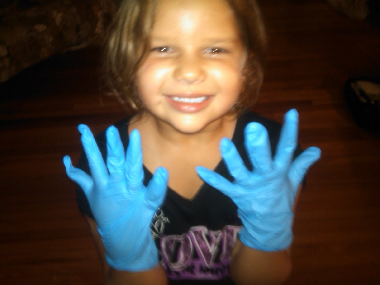 Med Express Gloves: Send your glove photos into Med Express