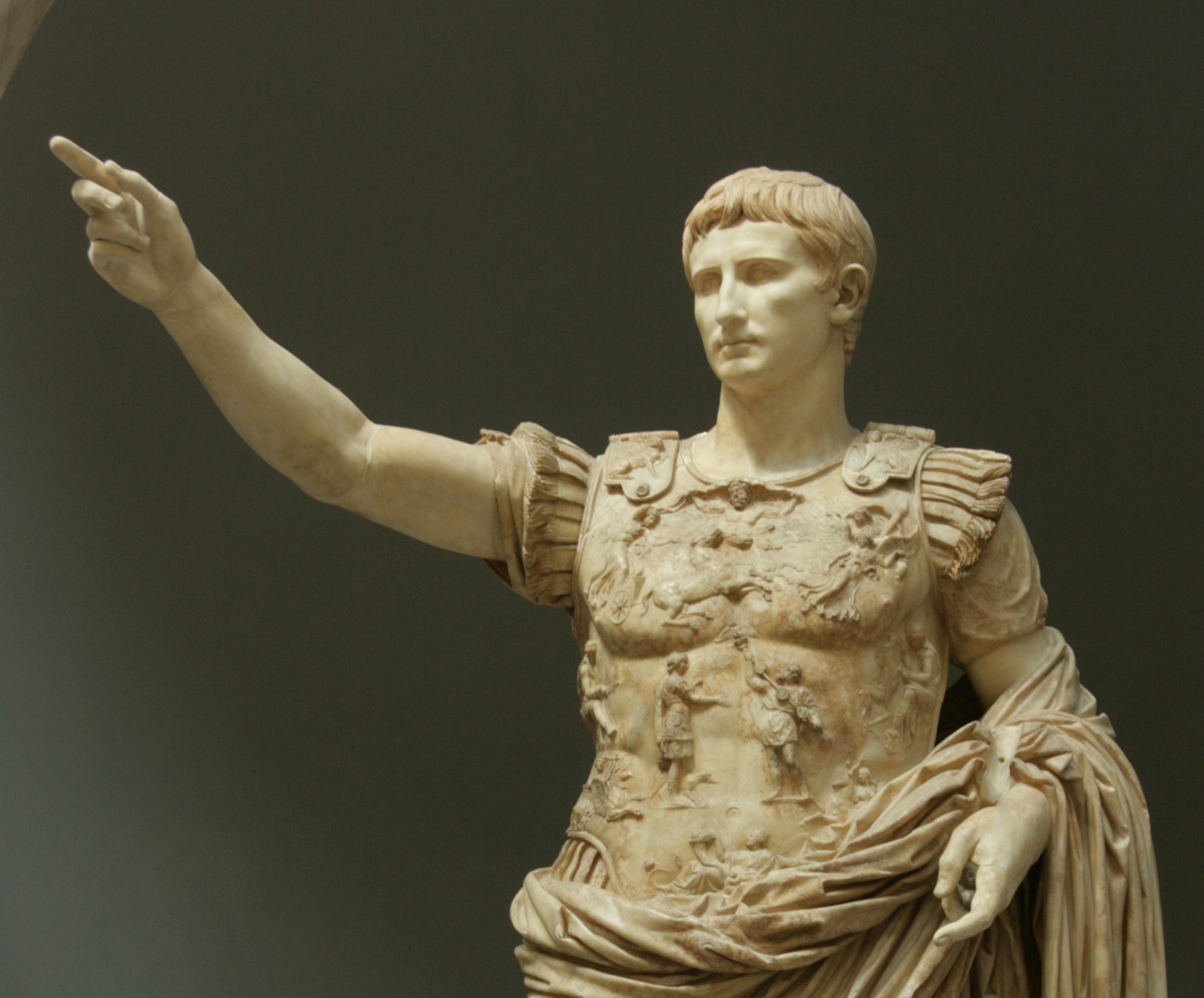 English Club: Augustus and August