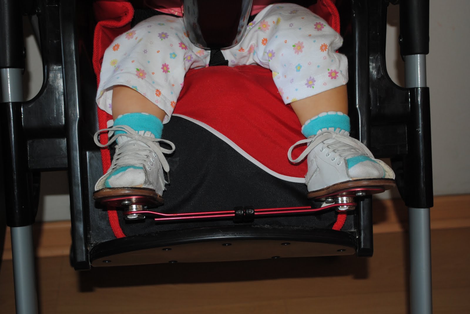 Patologia Pie Bot: Ortesis fija ajustable: