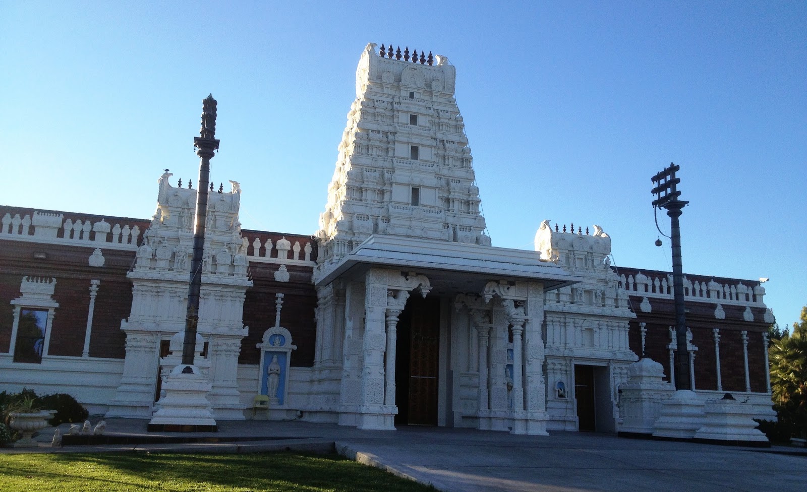10 Religious Wonders that you must Visit in the USA ~ Indian NRI's Blog