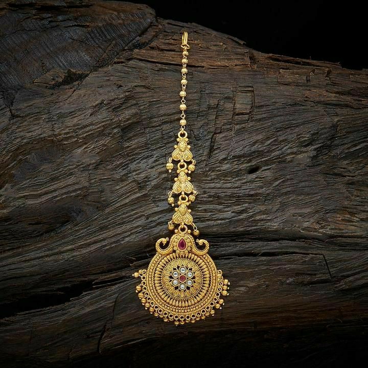 Golden maang tikka jewellery