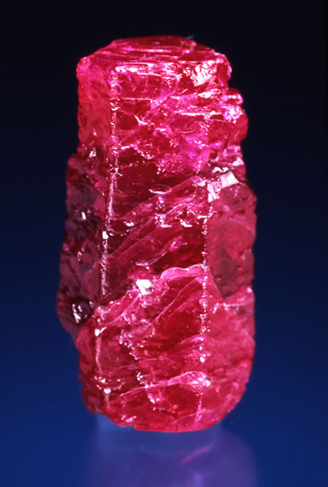 CRISTALES Y HIERBAS : EL RUBÍ