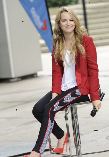 Bridgit Claire Mendler | Celebs Frame 7