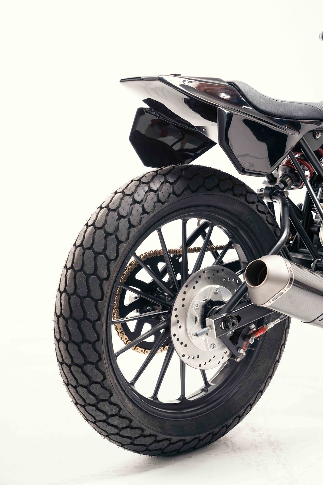 THE FRAMER | Deus Yamaha’s FZ-07 Race-Ready - RocketGarage - Cafe Racer ...