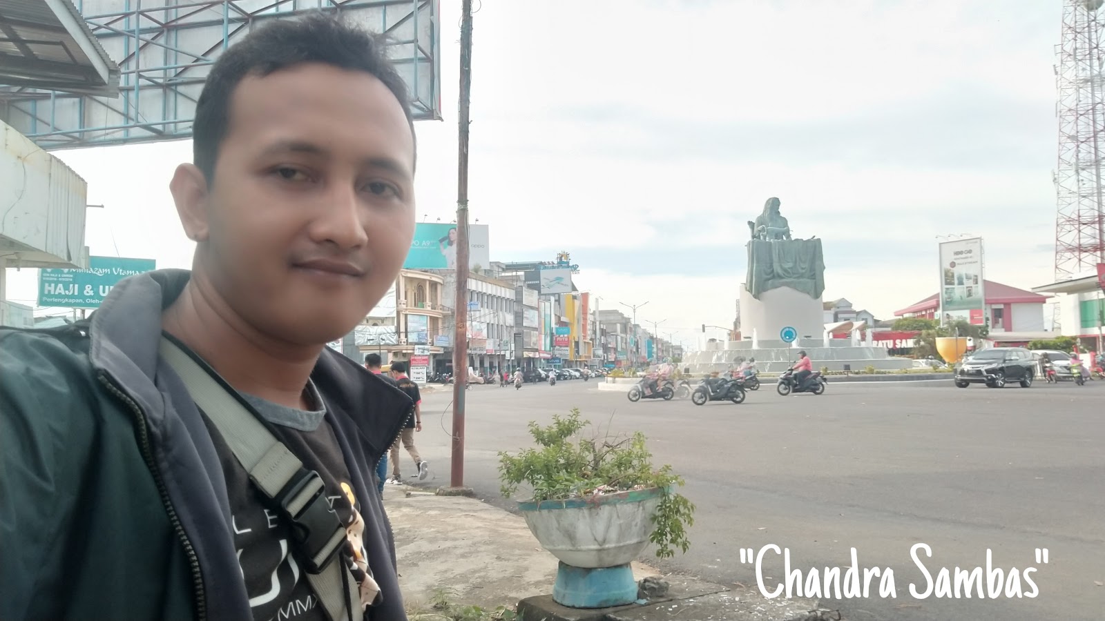Berhenti Sejenak di Simpang Lima Ratu Samban | Backpacker Alam dan Sejarah