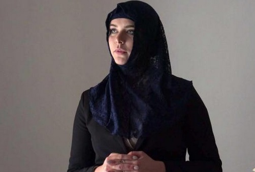 خانوم با حجاب از قبل پول گرفته که کوس بده ایرانی پورن بروزترین وبسایت سکسی