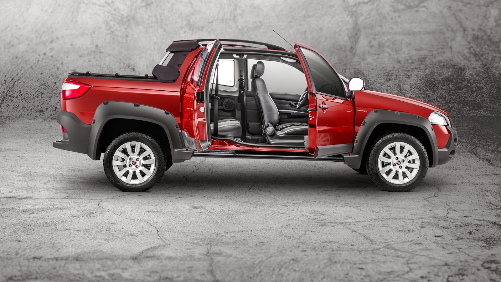 BLOG DO JORNALISTA ARNALDO MOREIRA: FIAT STRADA 2014: NOVO DESIGN ...