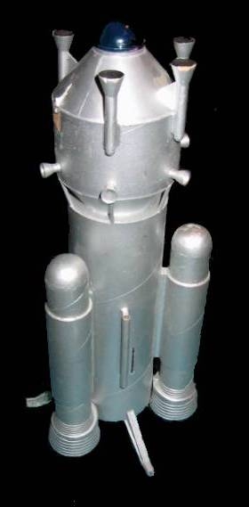 Model Rocket Building: Salvage 1, Vulture