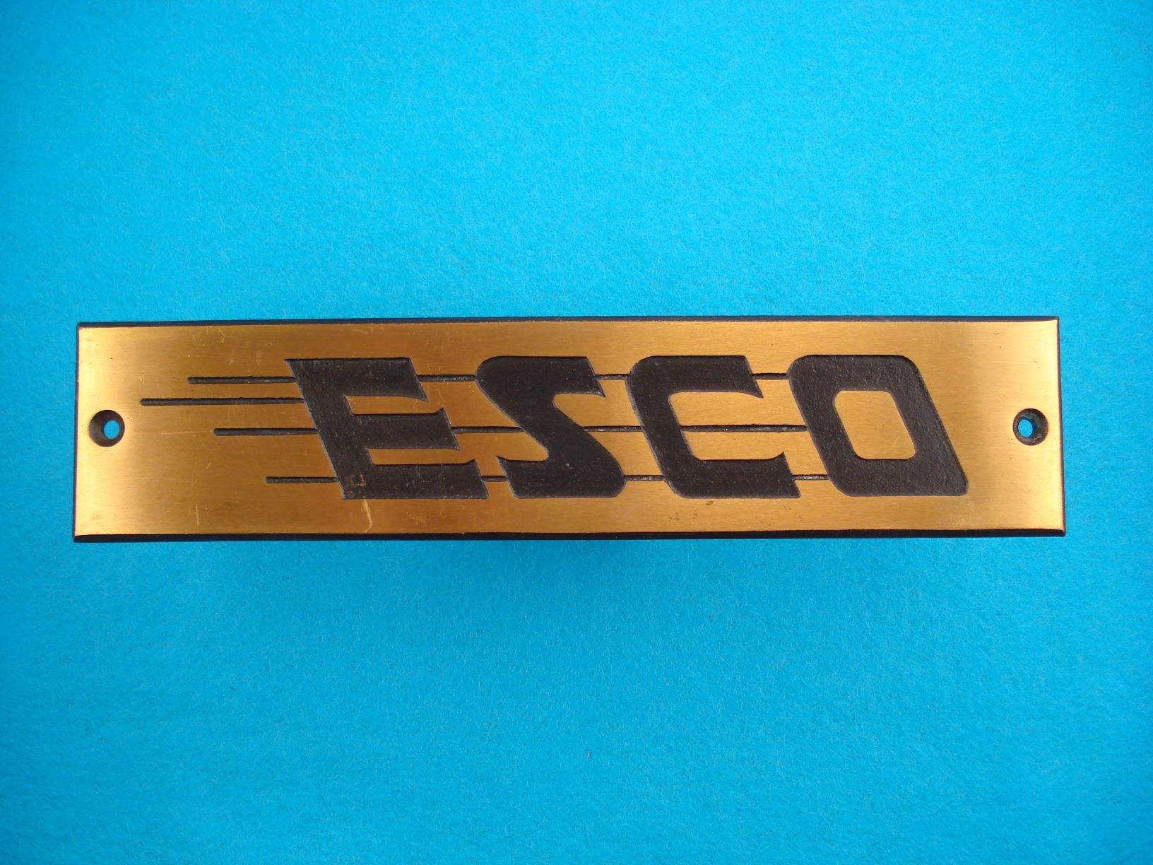 American Auto Emblems: ESCO TRUCK