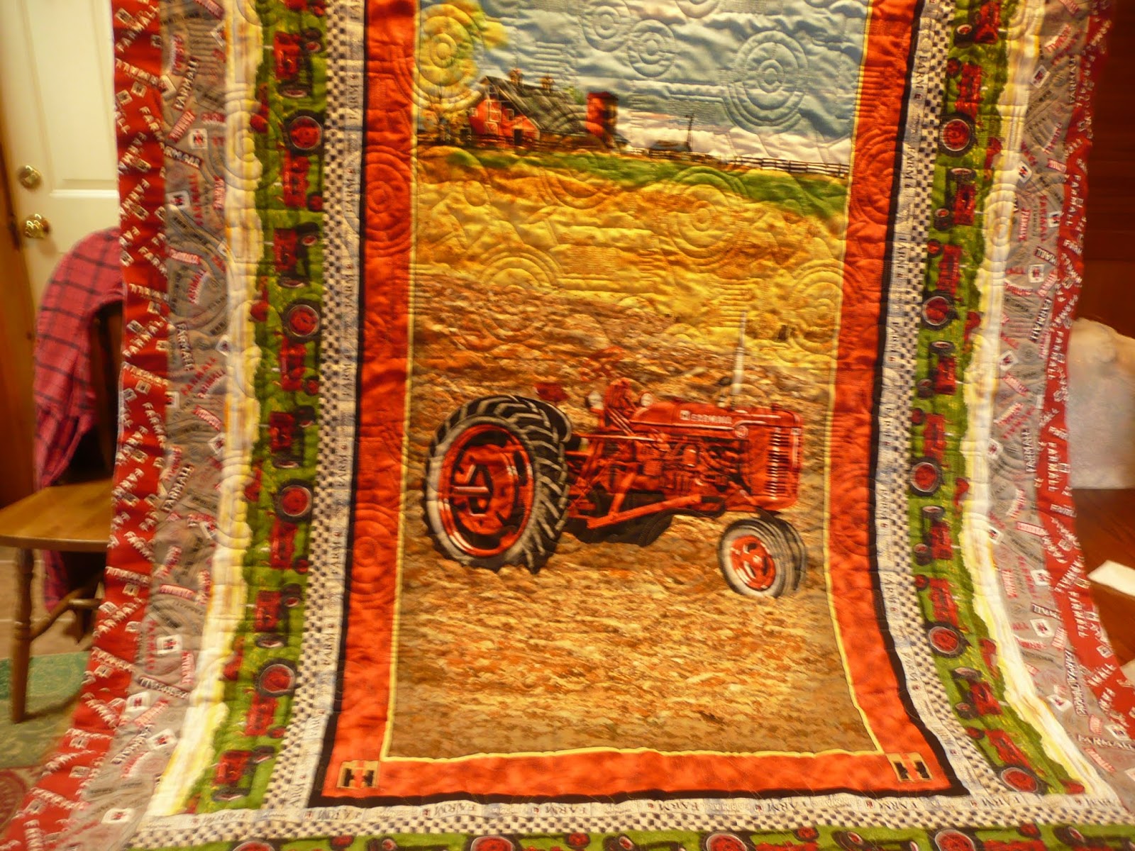 Acorn Ridge Quilting: Jolene's Tractor Panel Quilt