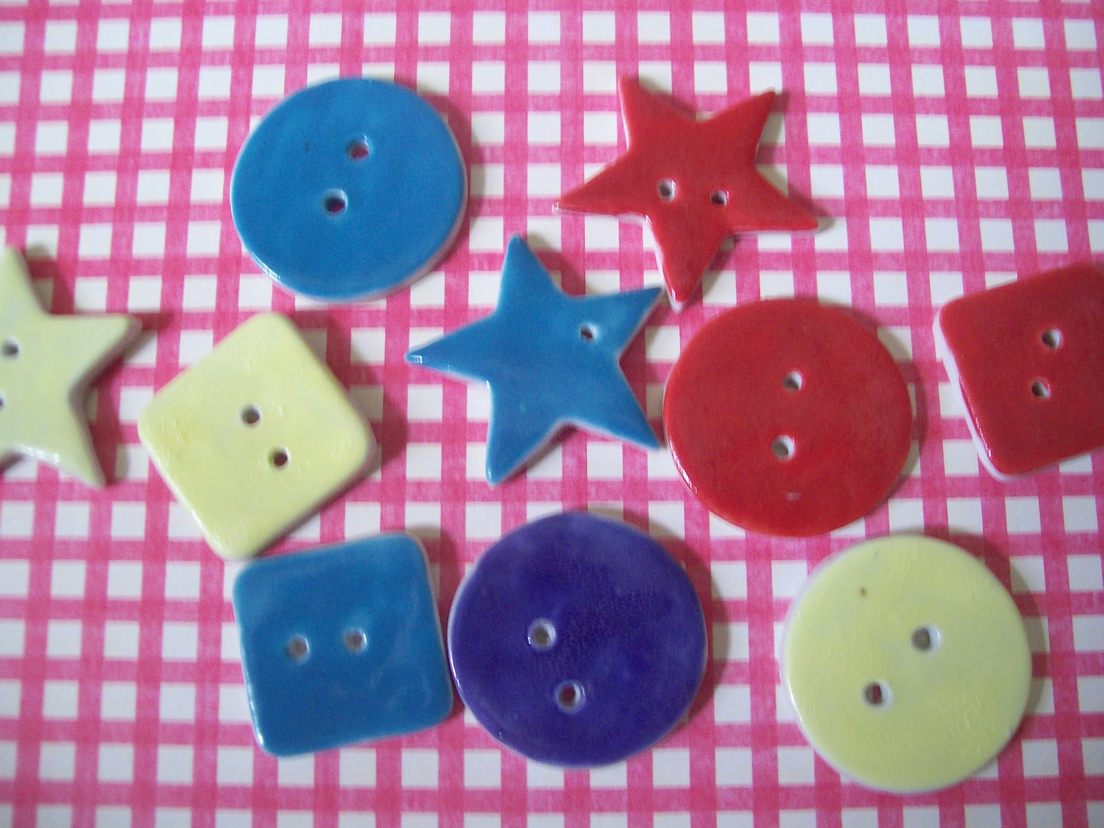 curlyscrapbooker: Button making.