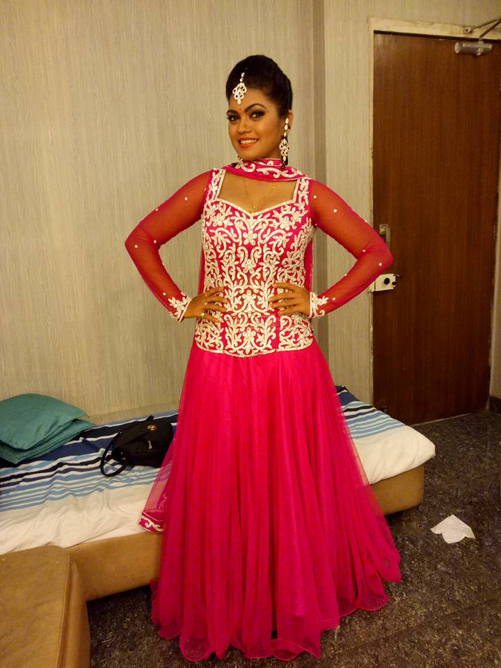 Nisha Dubey HD Wallpaper, Photos, Images, Photo Gallery - Bhojpuri Gallery