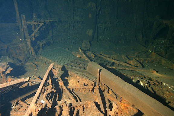 Graf Zeppelin: Diving at the unique WW2 German aircraft carrier (photos ...