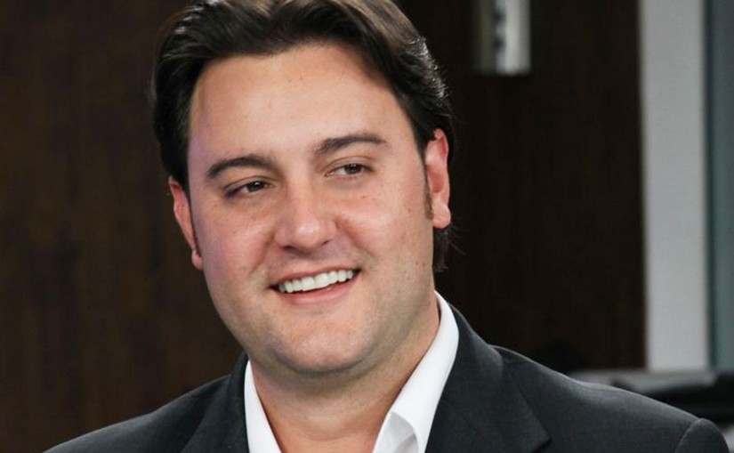 Goioxim Noticias : Cesar Filho e Ratinho Jr. lideram corrida ao governo ...